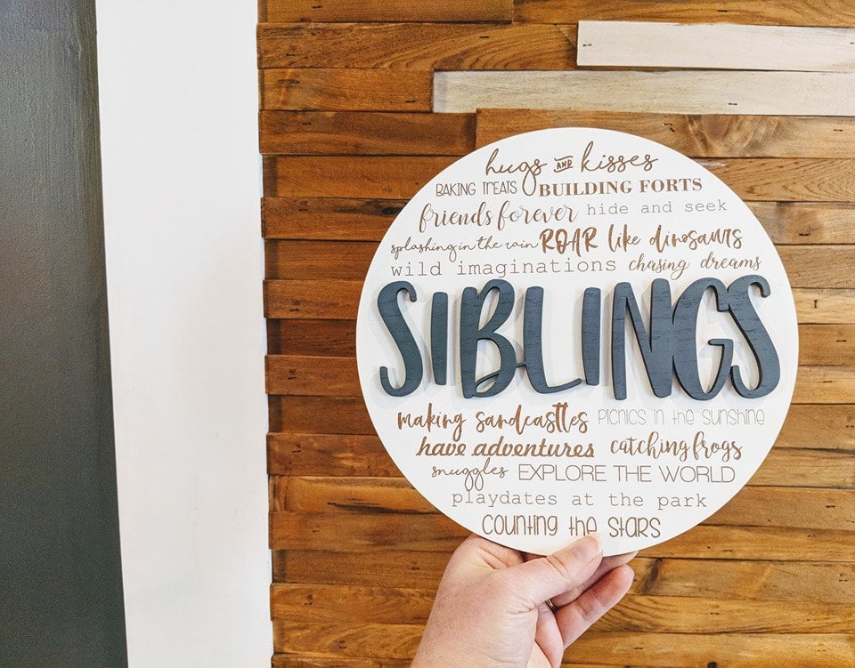 Siblings Sign | Richer Design Co.Ltd.